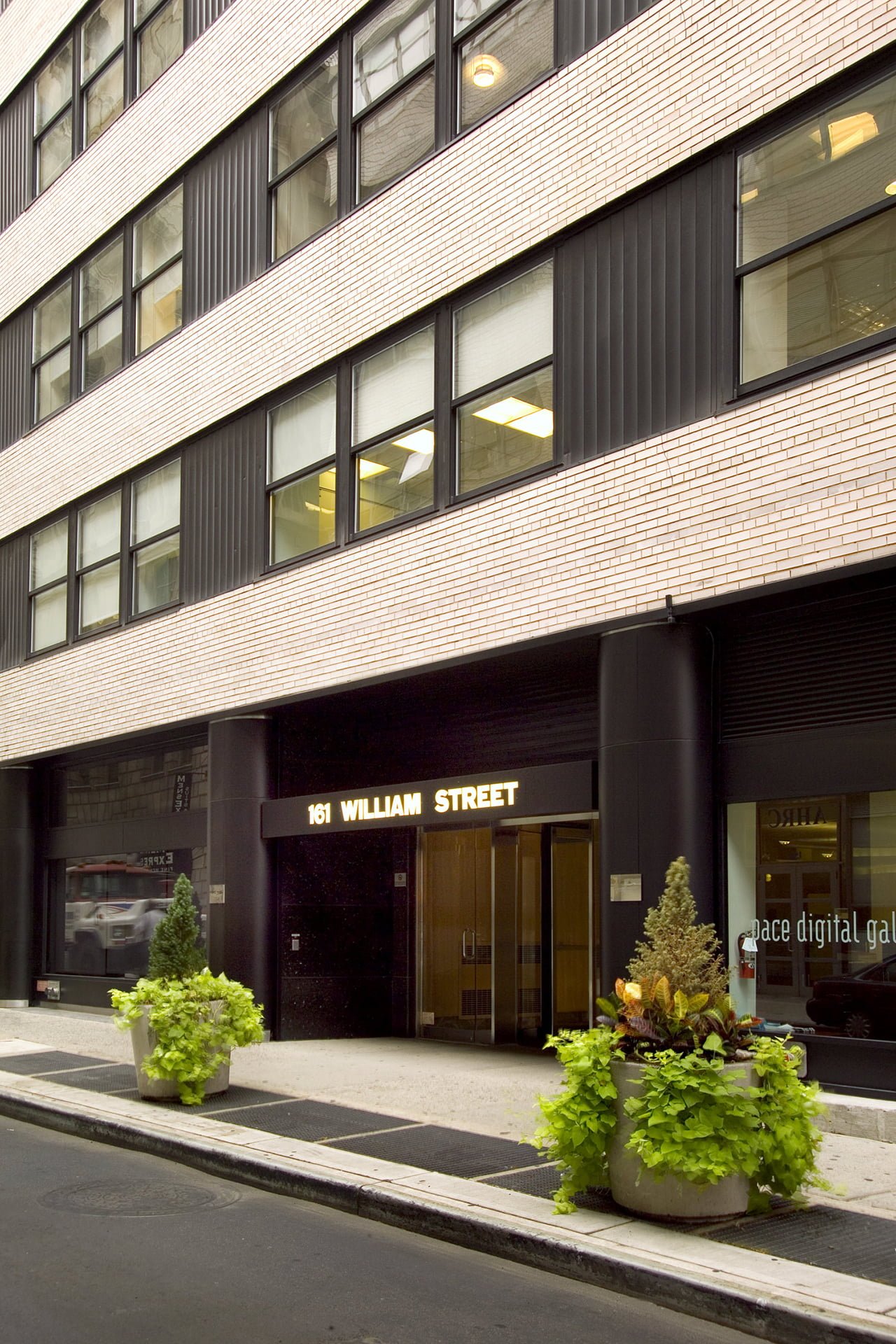 161 William Street - Jack Resnick & Sons